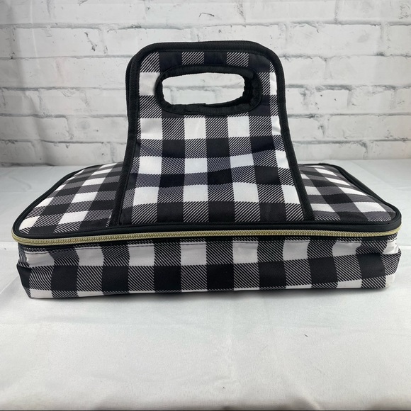 Kitchen | Buffalo Print Zippered Casserole Dish Carrier With Handles ...